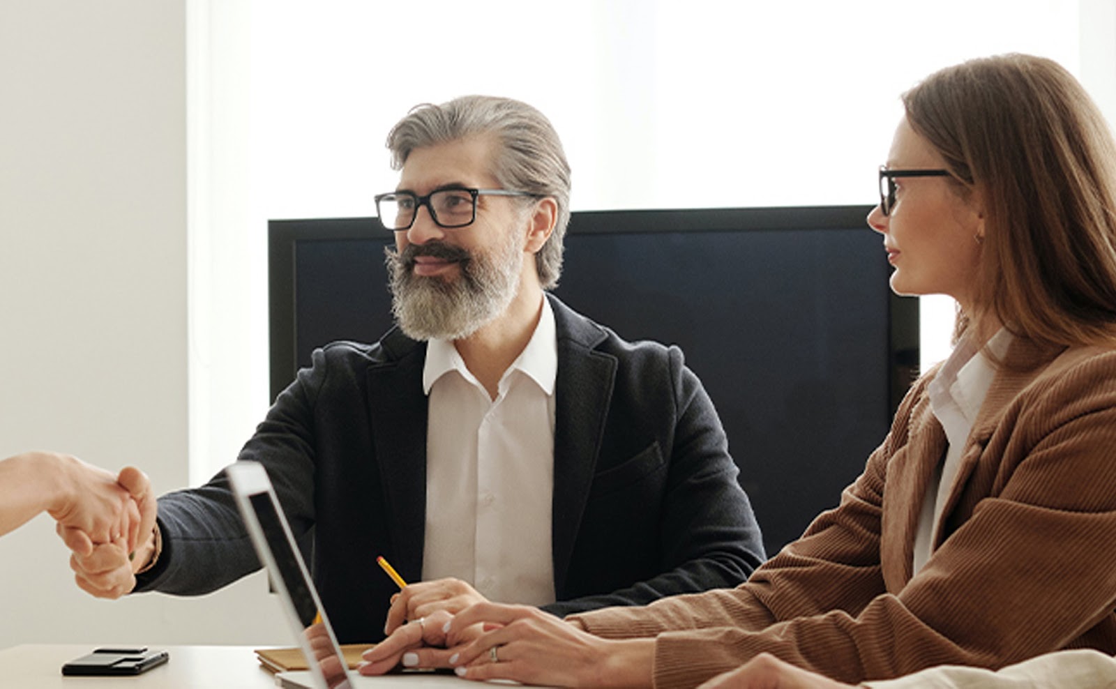 Reasons Every Federal Employee Should Understand How HR Works